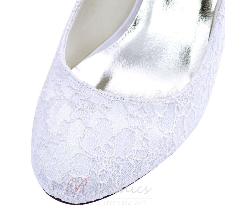Chaussures de mariage à talons épais en dentelle blanche bout rond ...